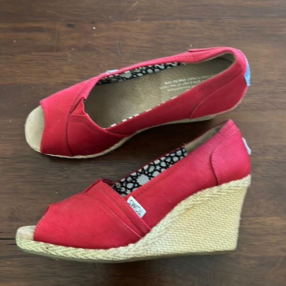 Toms | Shoes | Toms Peek A Boo Toe Heels | Poshmark